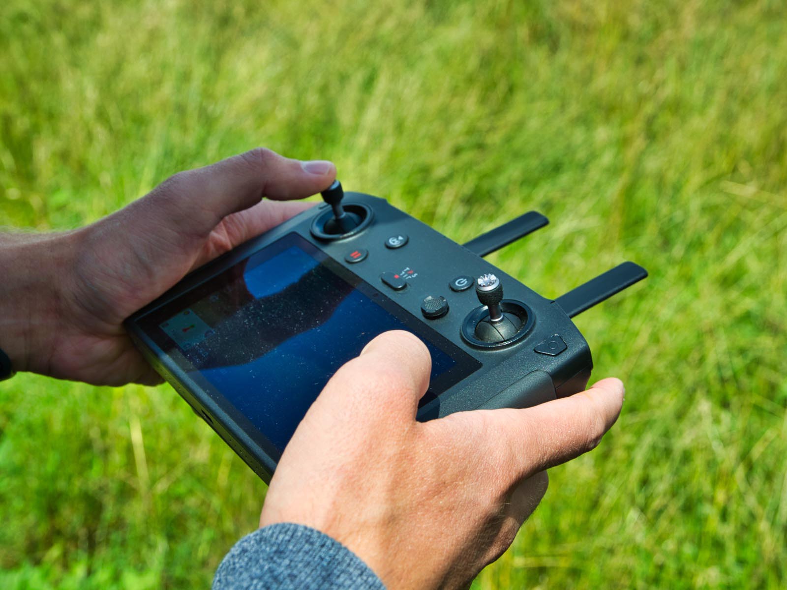 Anleitung: DJI GO 4 App v4.3.24 auf DJI Smart Controller installieren