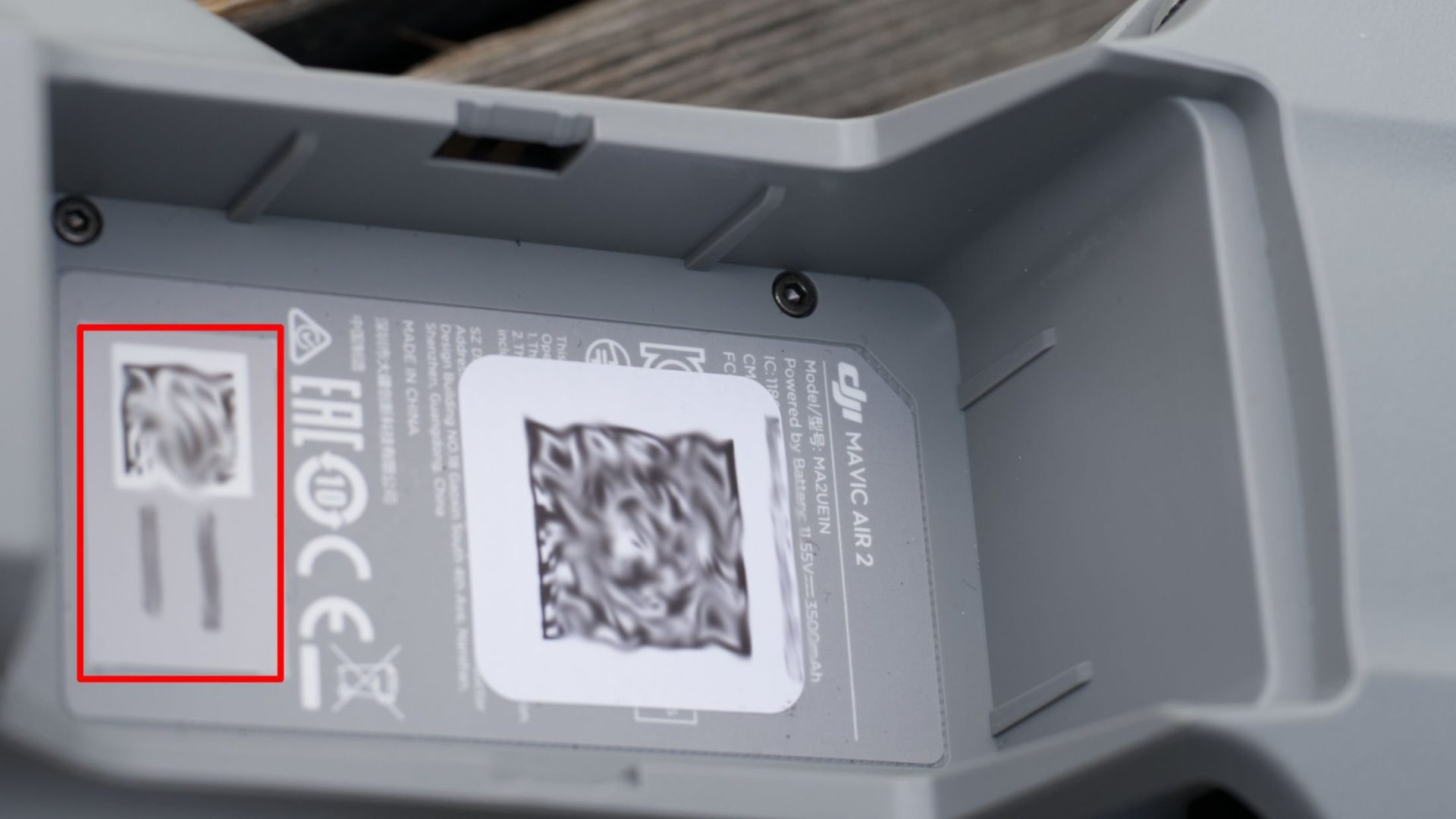 Anleitung: Seriennummer von DJI Drohnen finden - Drone-Zone.de