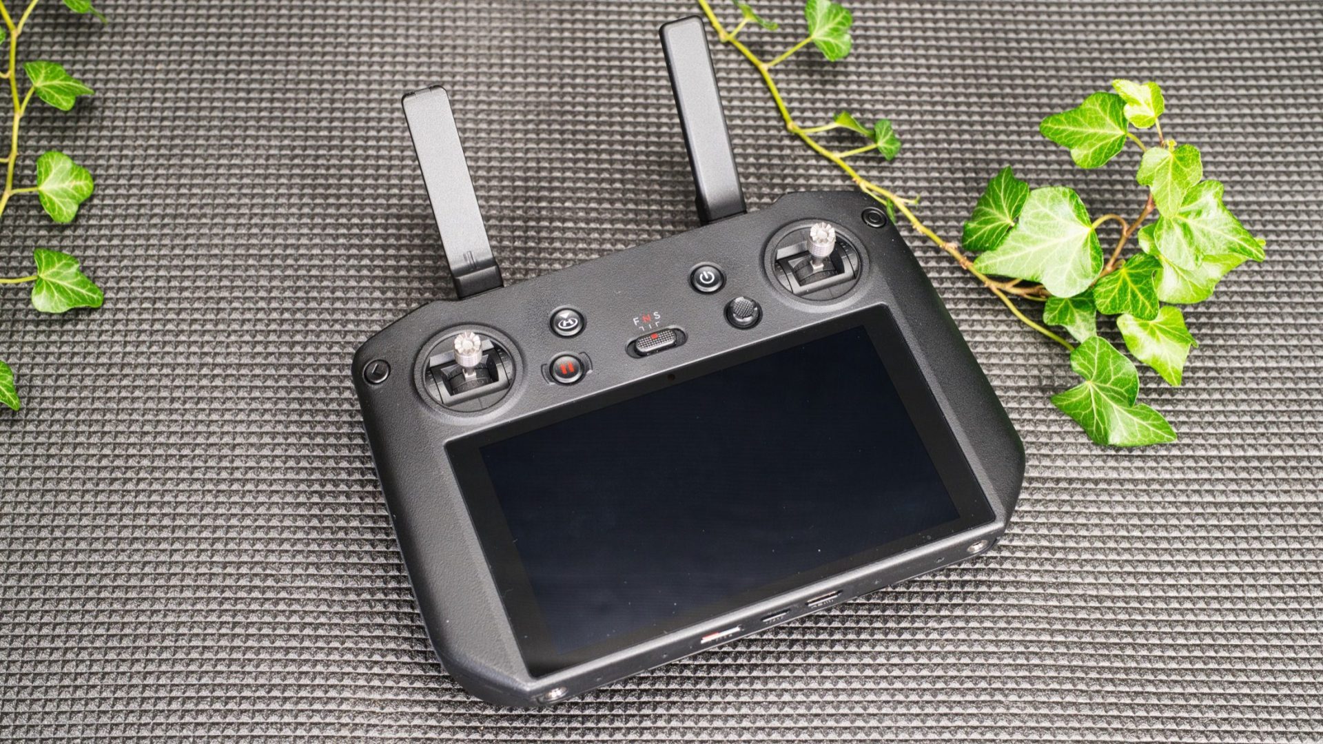 Test: DJI Mavic 3 Thermal (M3T) - Perfekte Drohne für IR-Profis ...