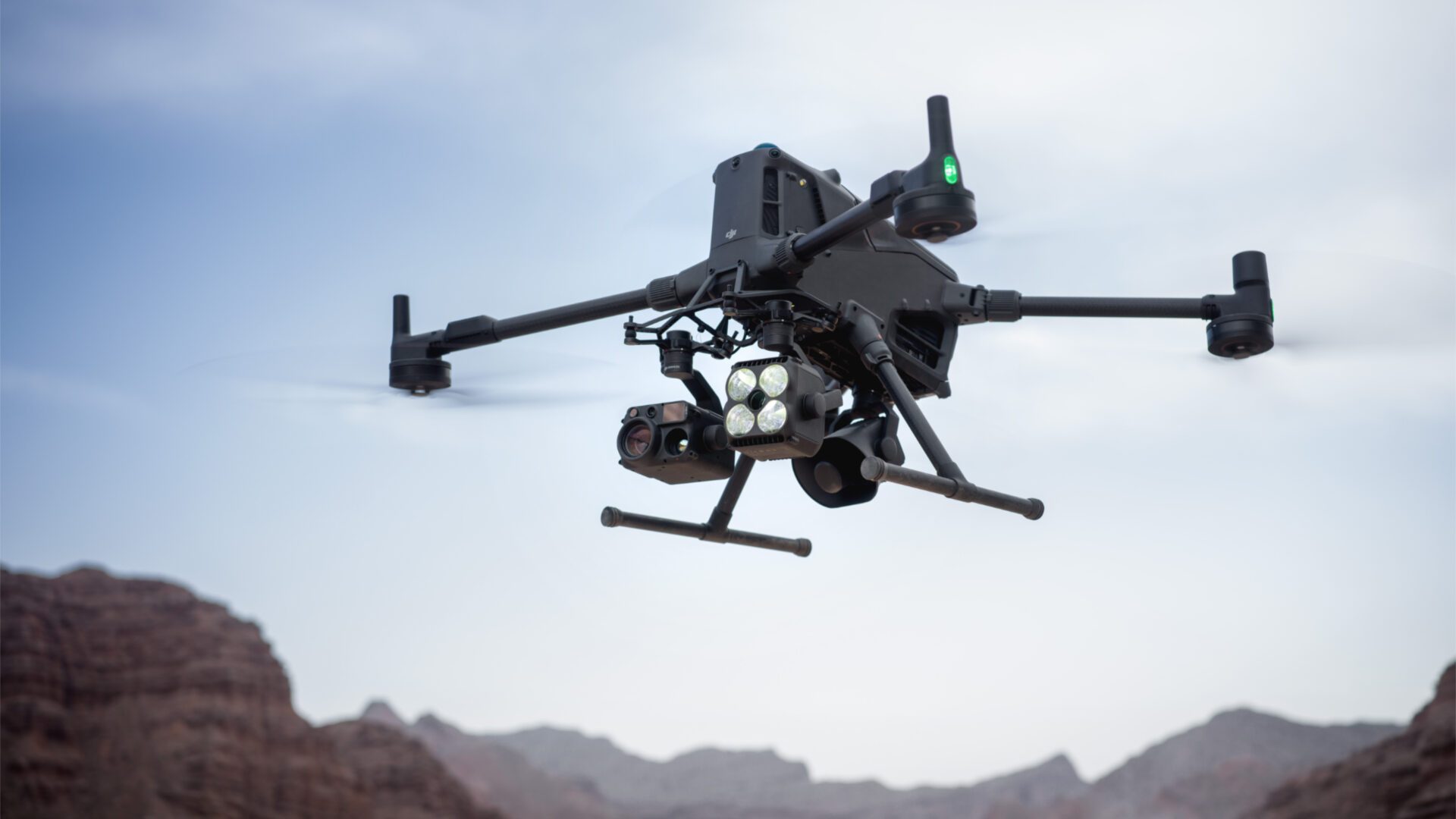 DJI Matrice 400 mit AR-Helfern und LiDAR vorgestellt - Drone-Zone.de